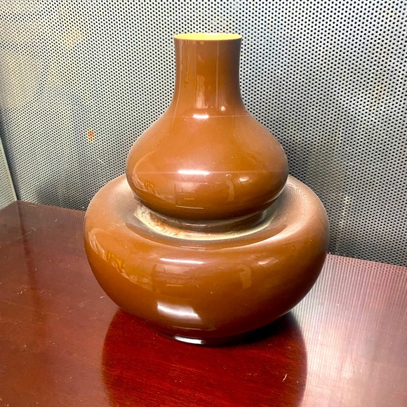 Middle Kingdom | Art | Bo Jia Middle Kingdom Fine Porcelain Brown ...